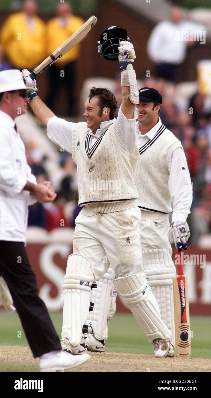 New Zealand's Craig MacMillan celebrates his century against England ...