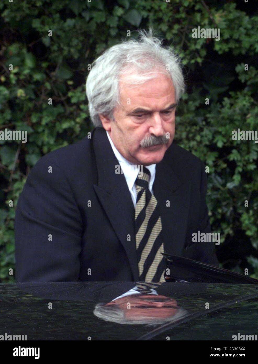 Des Lynam former BBC sports presenter arriving at St Mary's church in ...