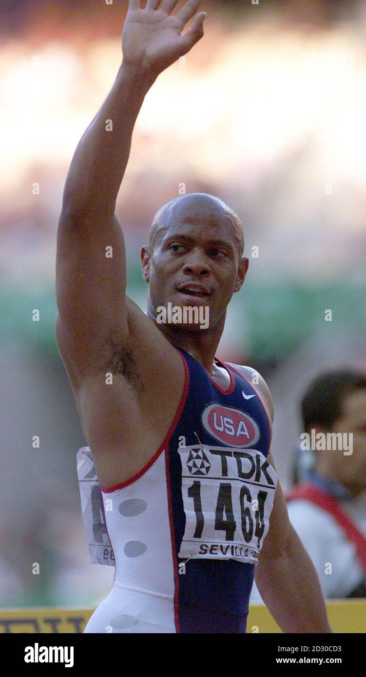 American athlete maurice greene celebrates hi-res stock photography and ...