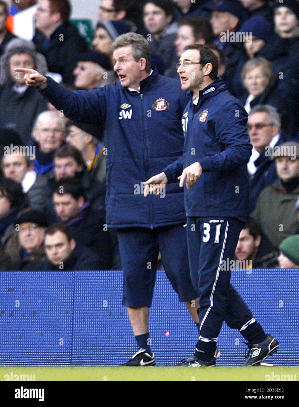First team coach steve walford give instructions on touchline hi-res ...