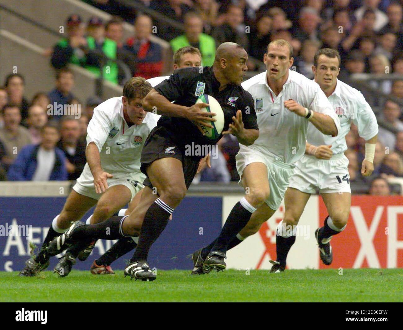 New zealand winger jonah lomu hi-res stock photography and images - Alamy