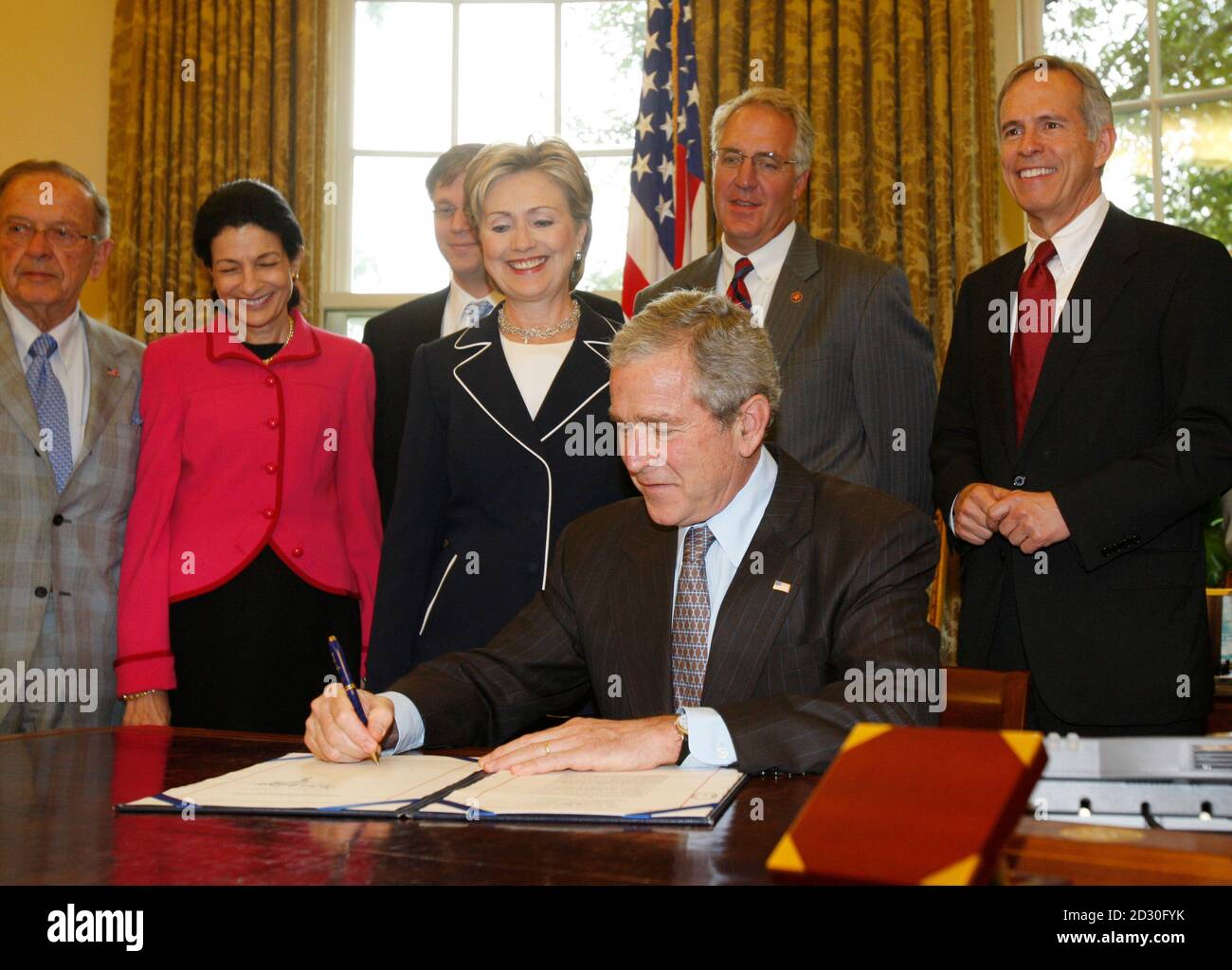 Ted white george bush hi-res stock photography and images - Alamy