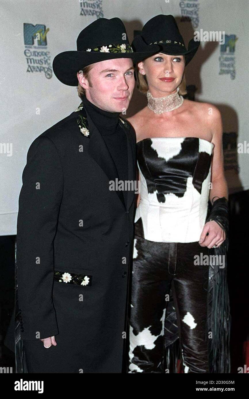 Boyzone singer Ronan Keating and wife Yvonne at the 1999 MTV Europe ...