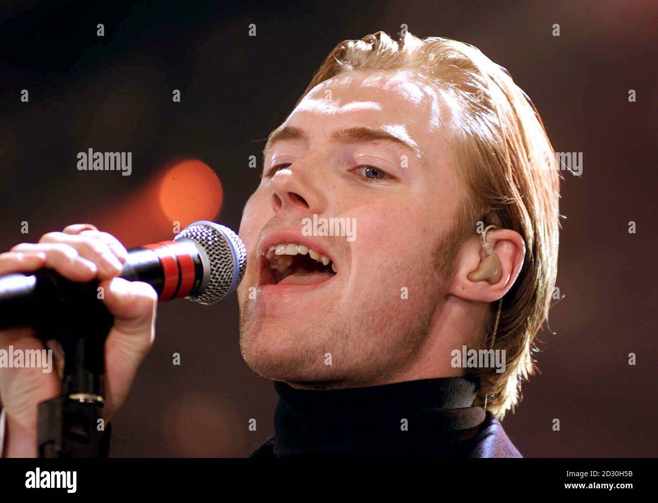 Ronan Keating of Boyzone performing in concert at Wembley Arena Stock ...