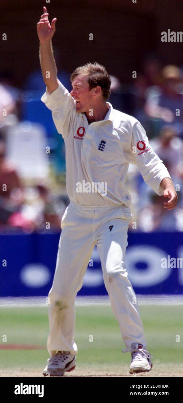 England bowler Phil Tufnell appeals, during the fourth day of the 2nd ...