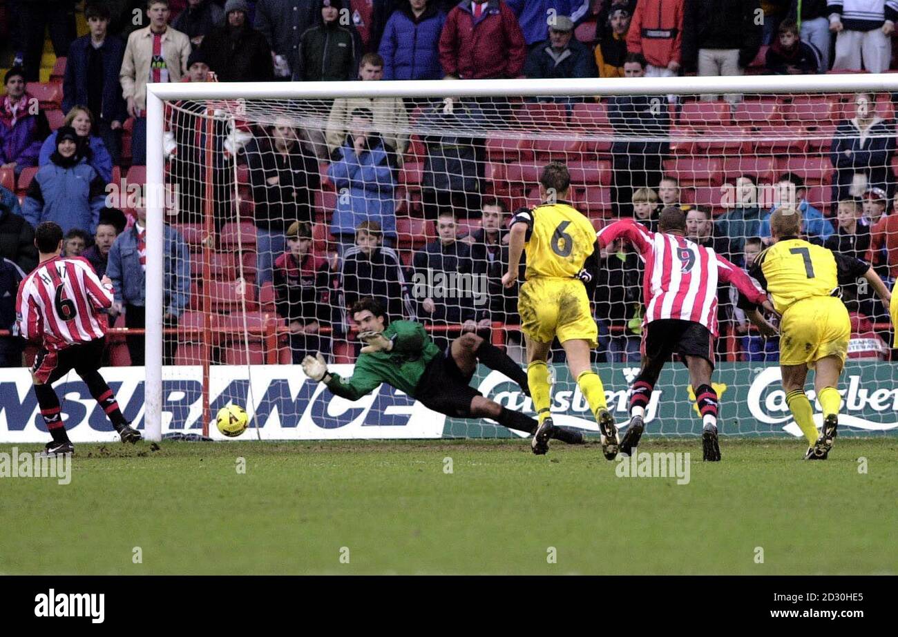 Third round draw cup hi-res stock photography and images - Alamy