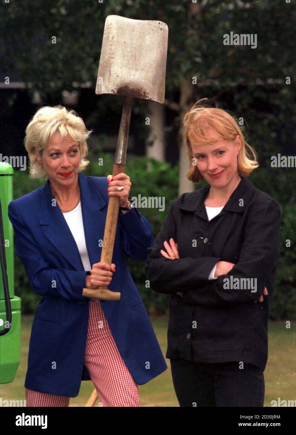 Coronation Street love rivals Natalie Horrocks (left, actress Denise ...