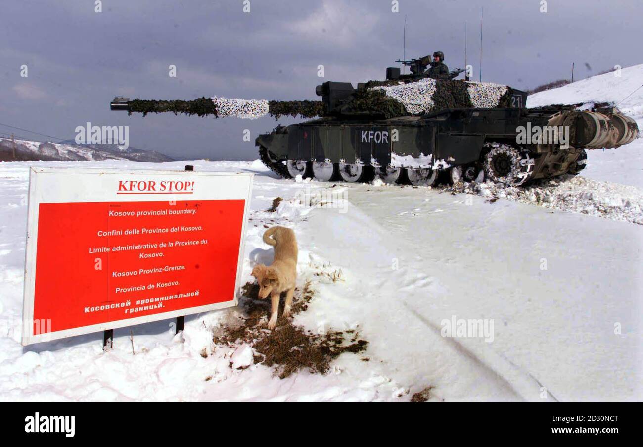 One of 16 of the British Army's new Challenger II tanks, deployed on ...