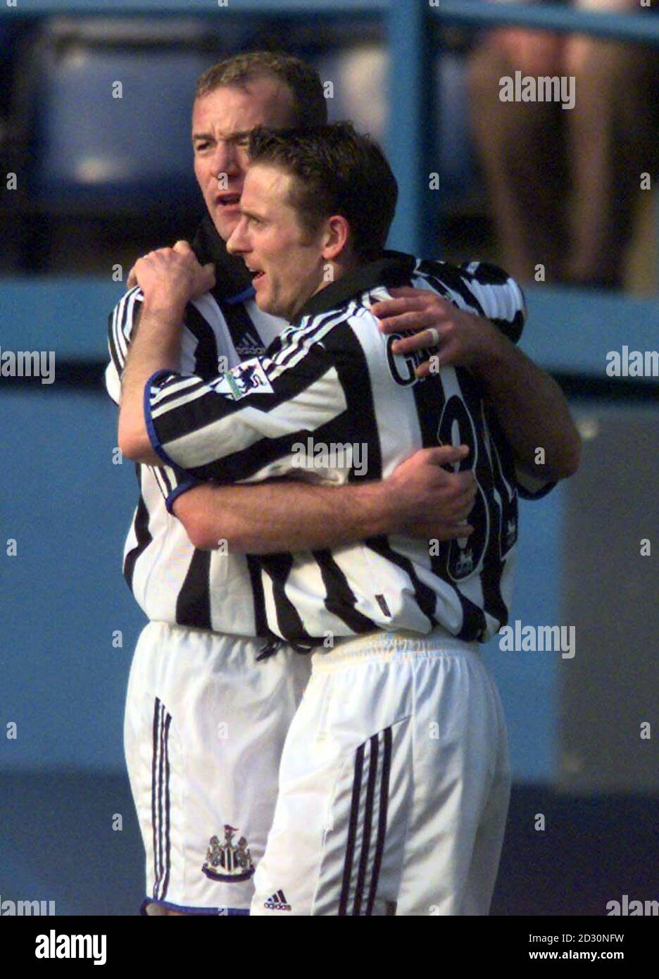 Newcastle uniteds kevin gallagher hi-res stock photography and images ...