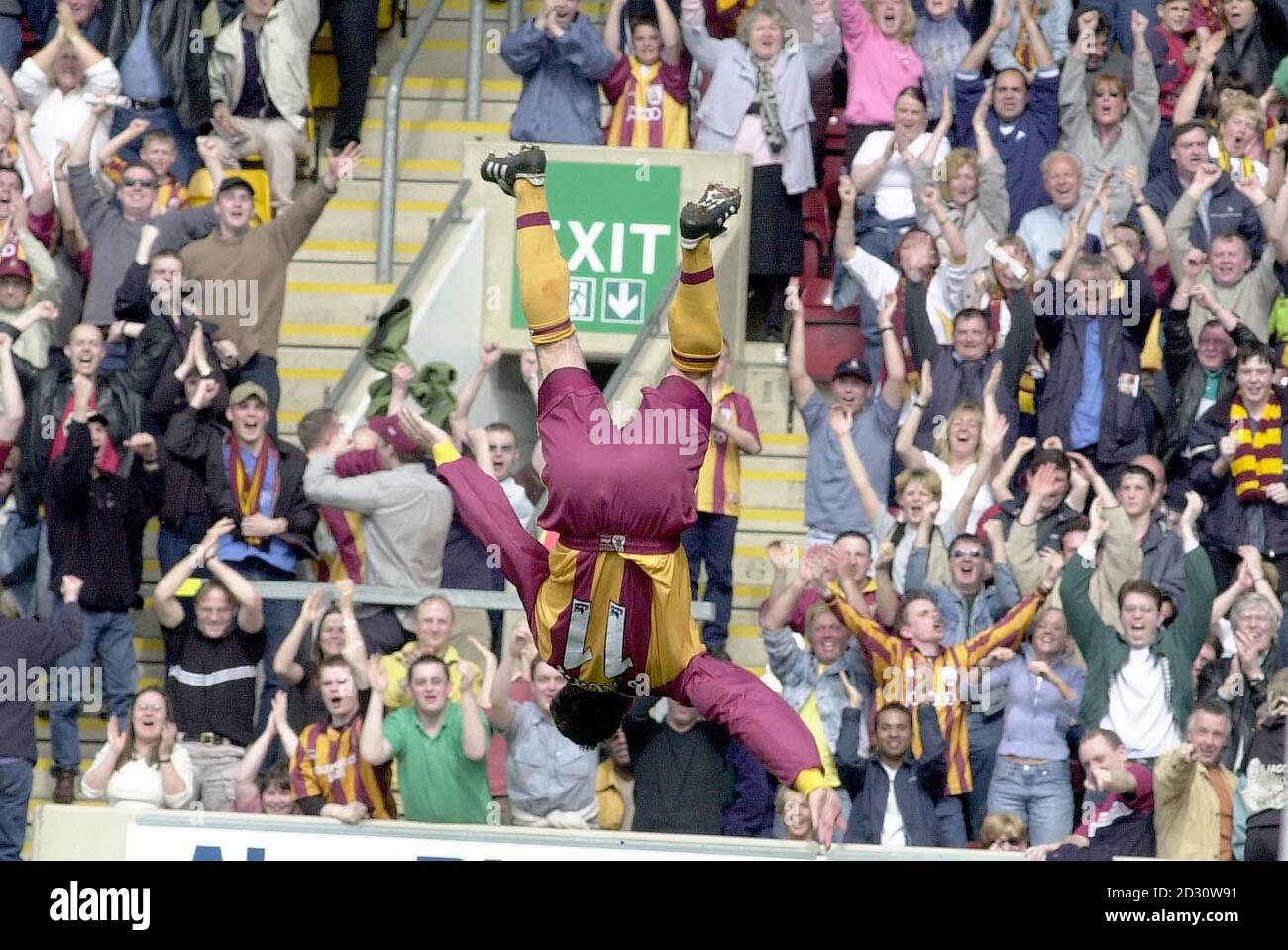 Bradford City's Peter Beagrie celebrates his penalty which put his side ...