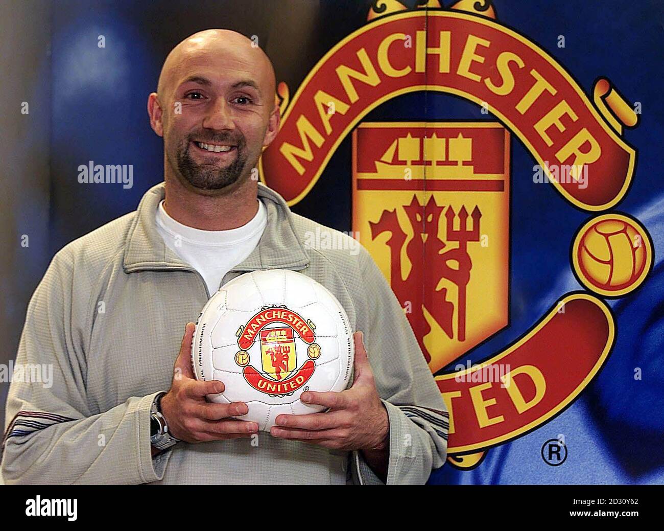 Barthez 1998 hi-res stock photography and images - Alamy