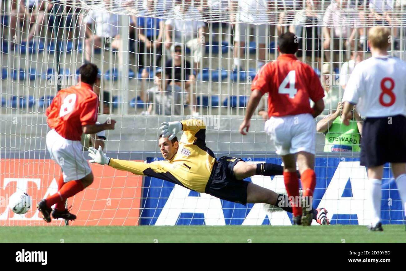 This picture may only be used within the context of an editorial ...