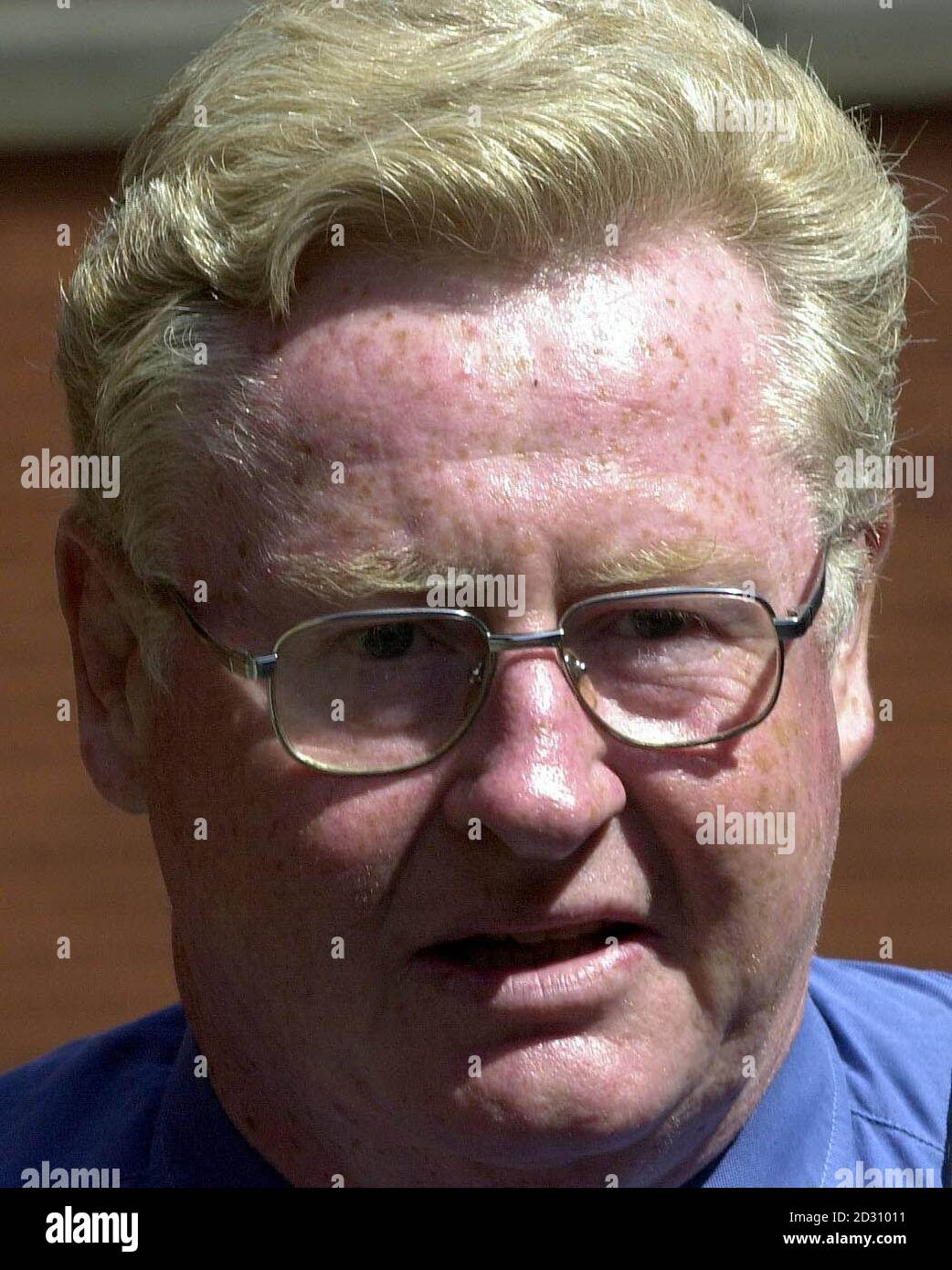 Former FA Chief Executive Graham Kelly arrives to give evidence at ...