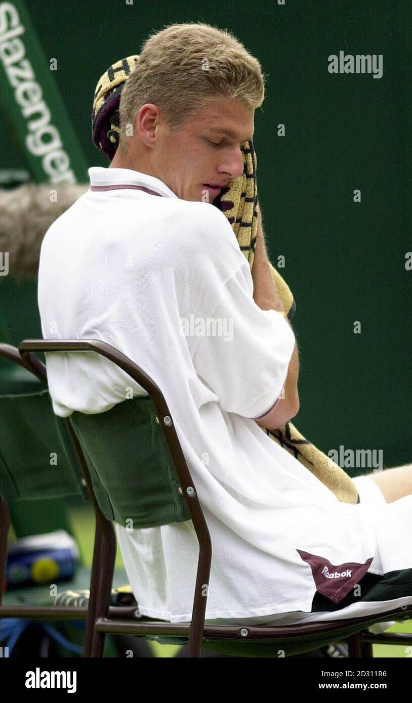 NO COMMERCIAL USE: Alexander Popp of Germany takes a break during his ...
