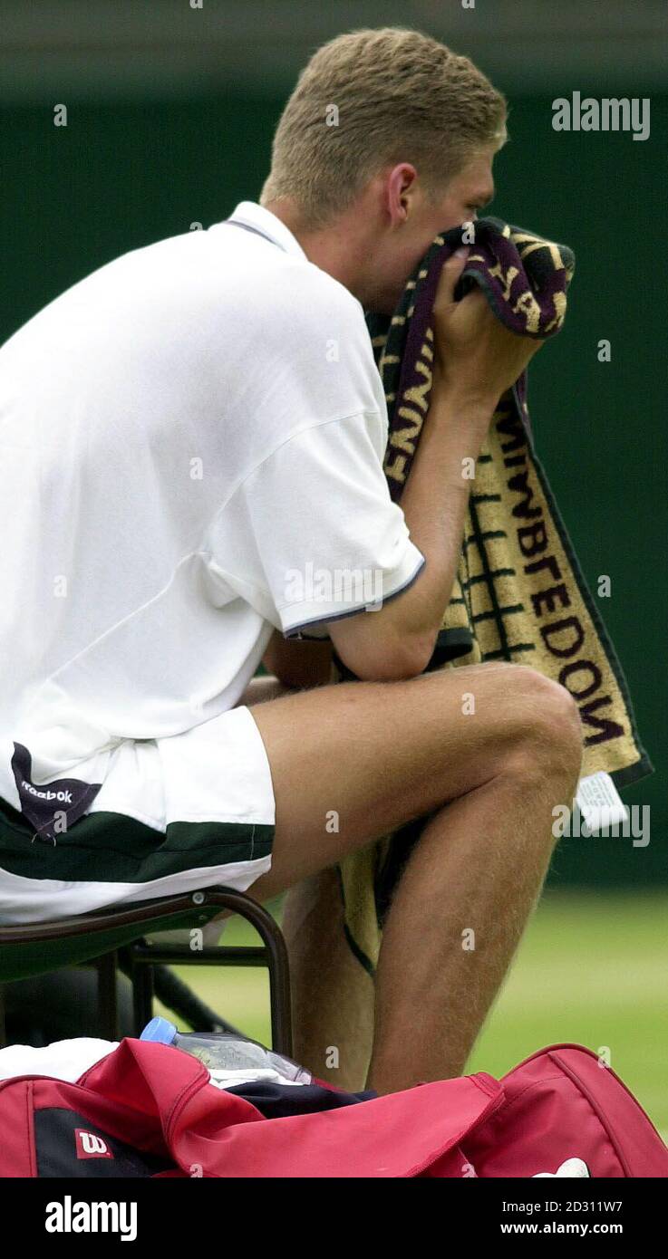 Match against australias pat rafter hi-res stock photography and images ...