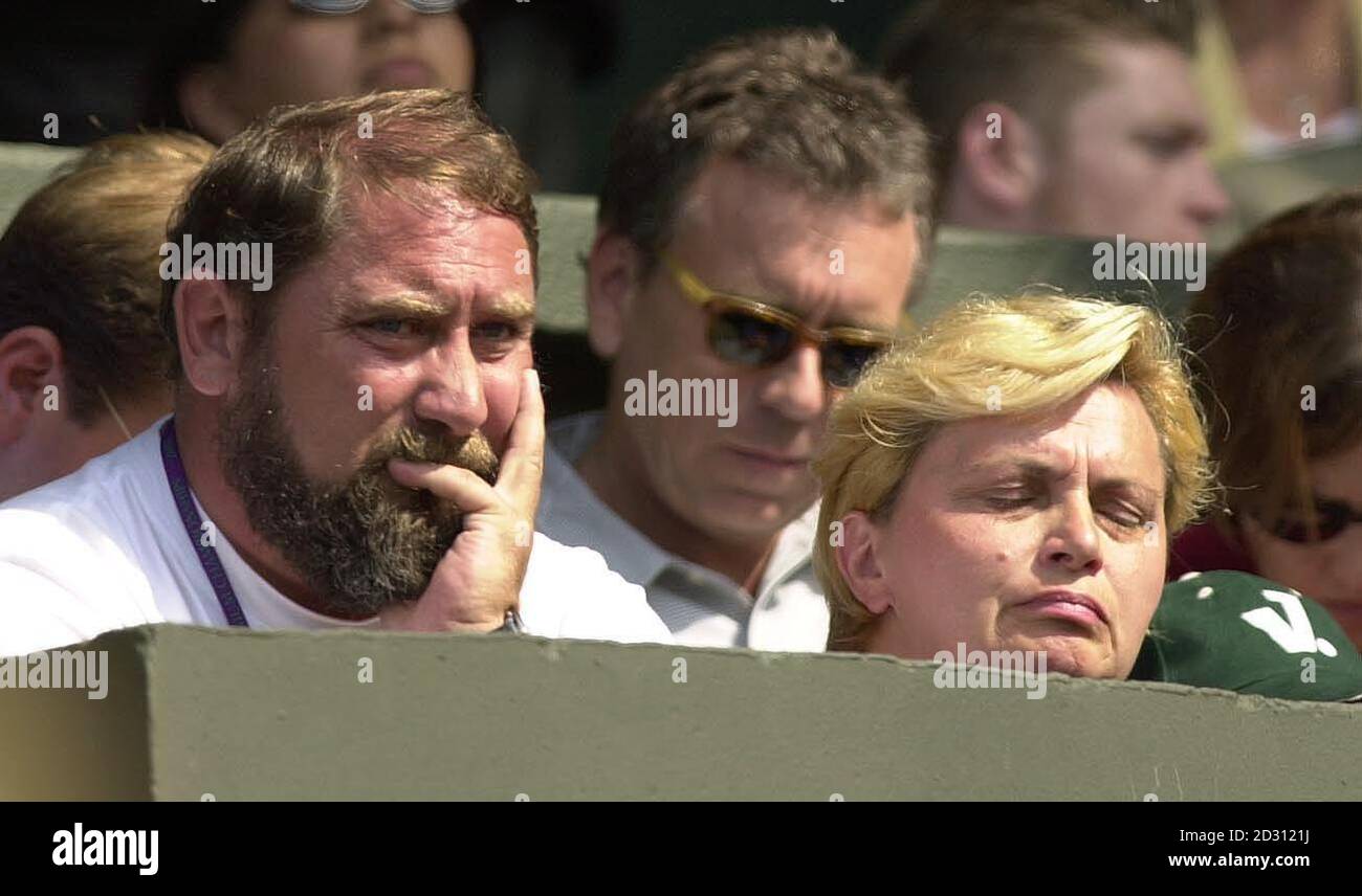 NO COMMERCIAL USE: Damir Dokic (L), father of Australia's Jelena Dokic ...