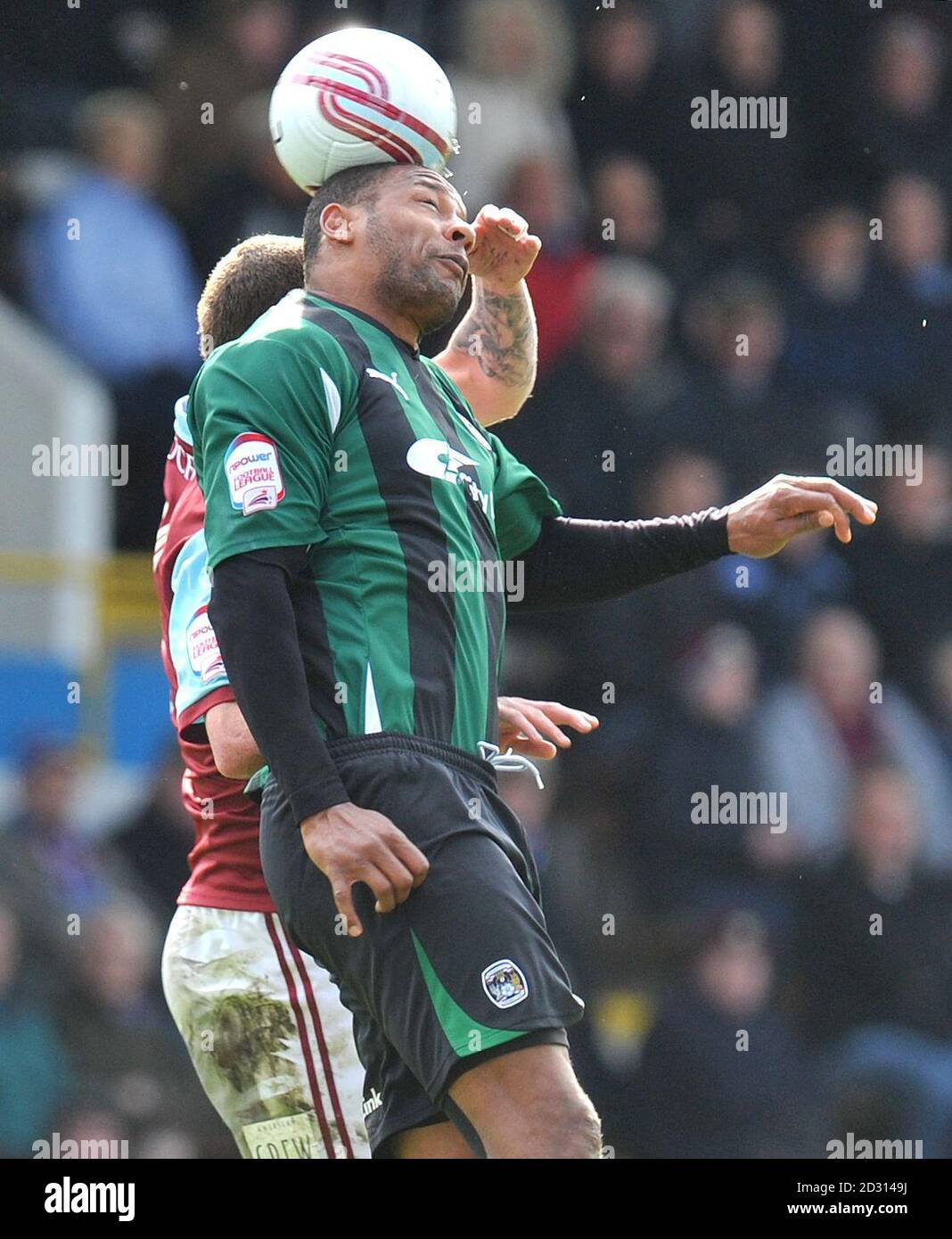 Coventry citys clive platt battles hi-res stock photography and images ...