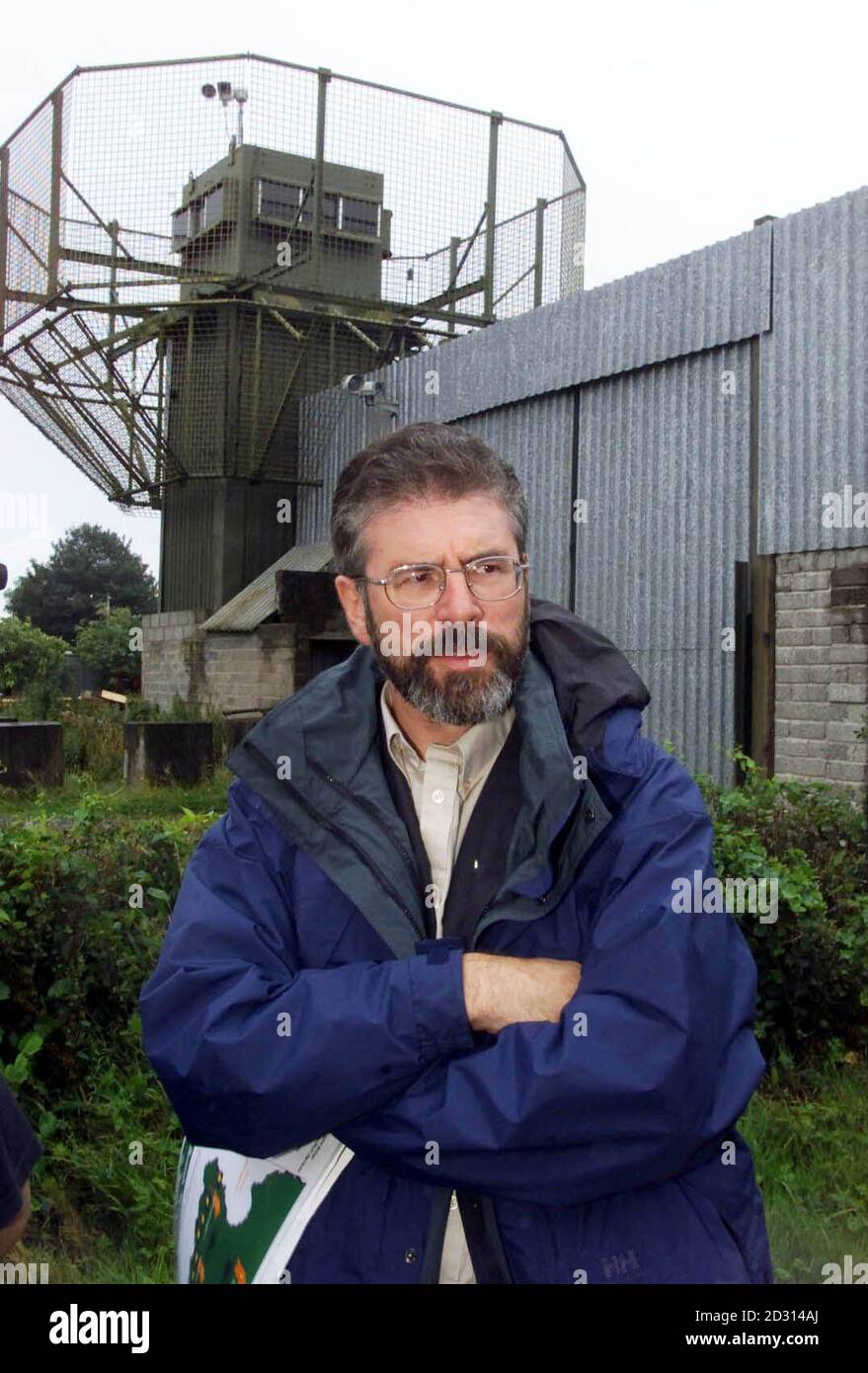 Scaling down military bases hi-res stock photography and images - Alamy