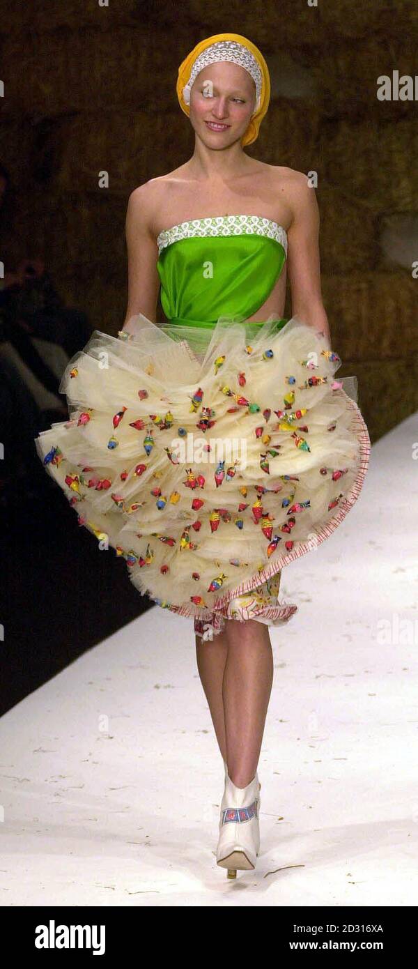 Winner british fashion councils hi-res stock photography and images - Alamy