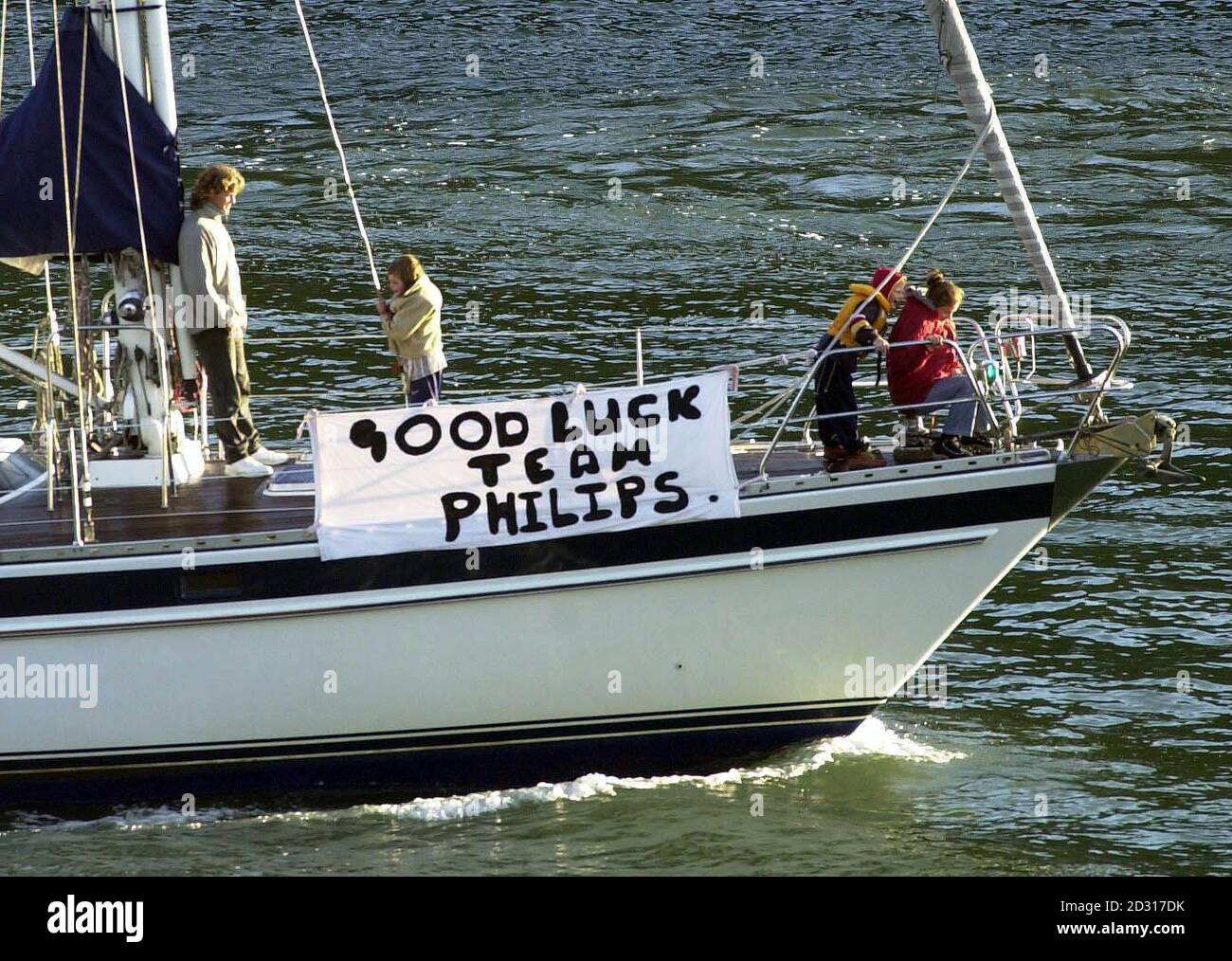 Support shown for the catamaran Team Philips in Dartmouth Harbour ...