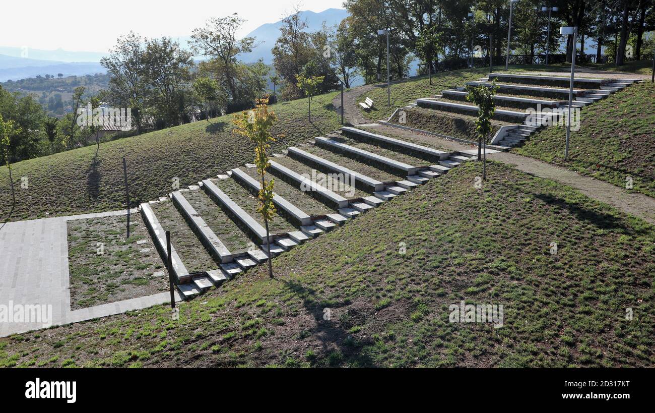 Nusco - Scalinate del Parco Castello Stock Photo - Alamy