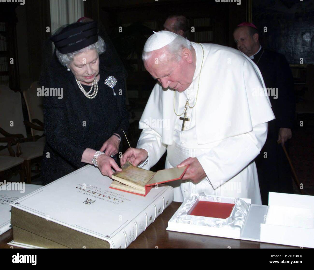 20 year lasting hi-res stock photography and images - Alamy