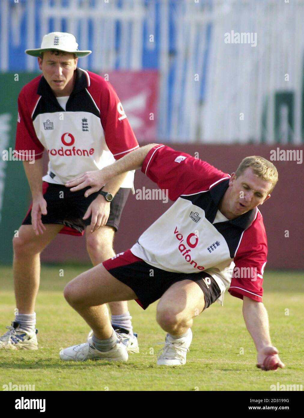 Watches dominic cork take slip catch small net hi-res stock photography ...