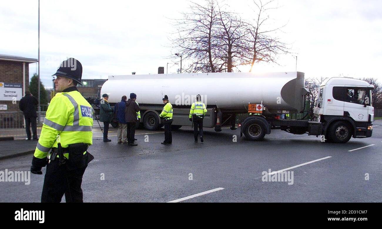 Organisers last years fuel protests hi-res stock photography and images ...