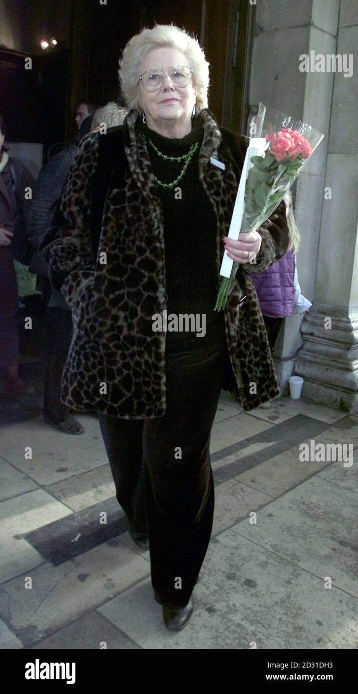 Kirsty Maccoll High Resolution Stock Photography and Images - Alamy