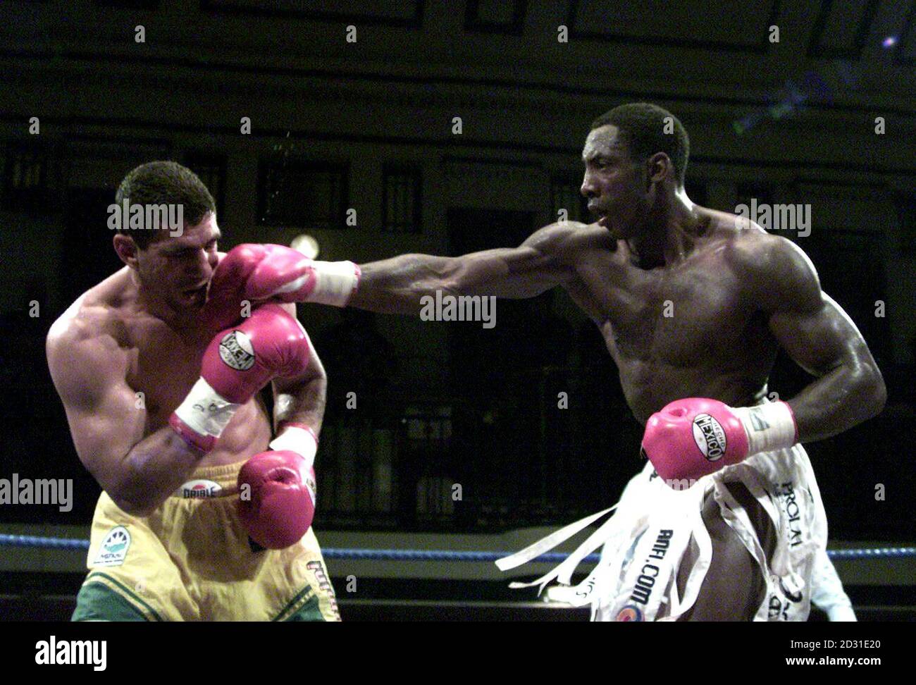 Lands punch on challenger george arias hi-res stock photography and ...