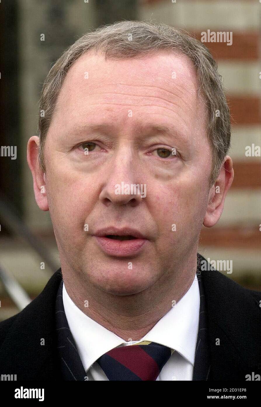 Dr ian brooman outside canterbury crown court hi-res stock photography ...