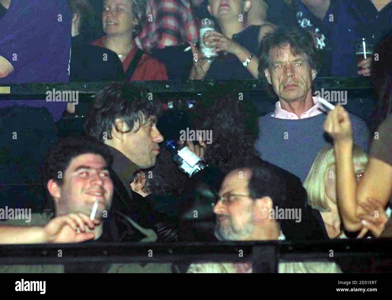 Stone band tour hi-res stock photography and images - Alamy