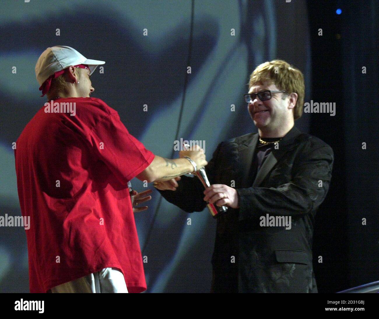 Eminem 2001 hi-res stock photography and images - Alamy
