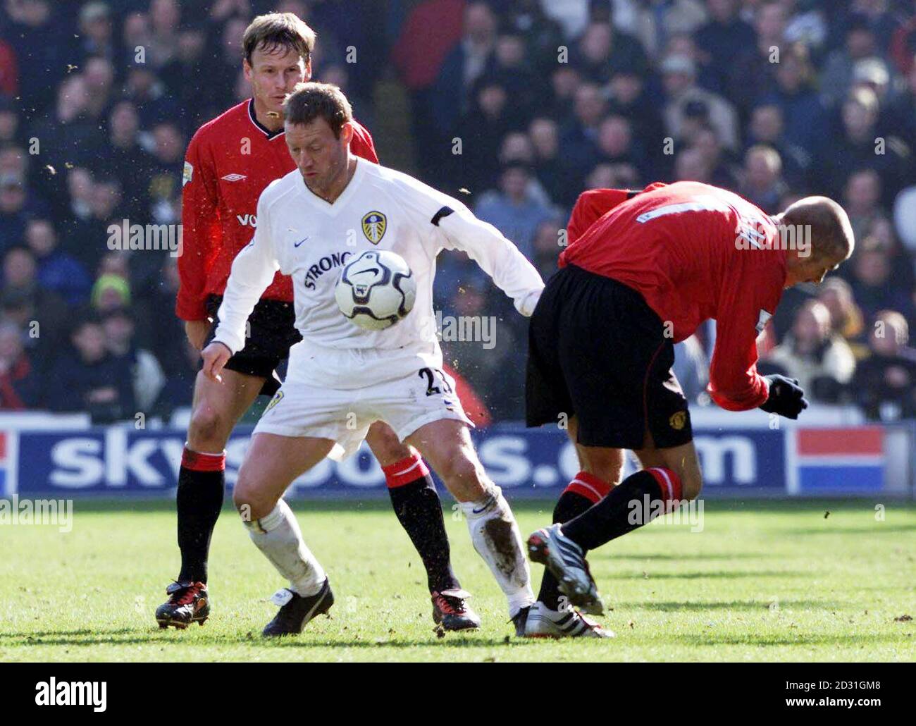 David batty and david beckham hi-res stock photography and images - Alamy