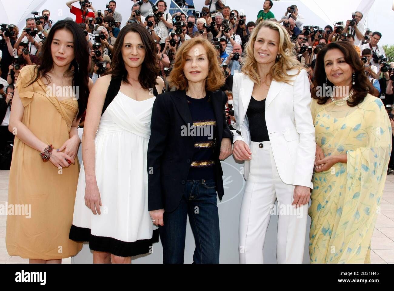 Tagore sharmila hi-res stock photography and images - Alamy