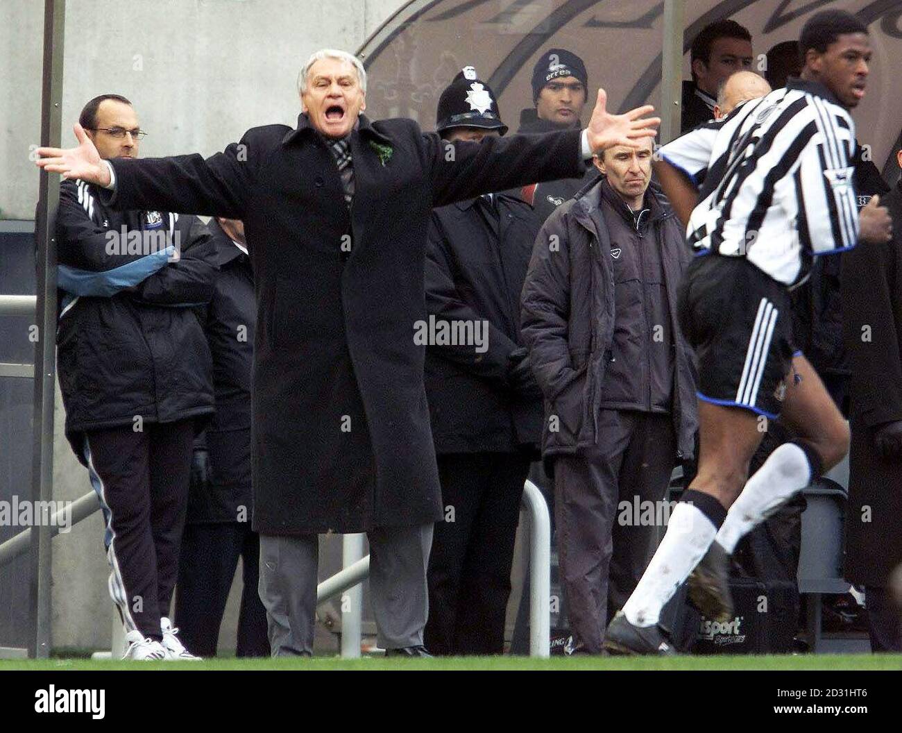 Bobby robson football hi-res stock photography and images - Alamy