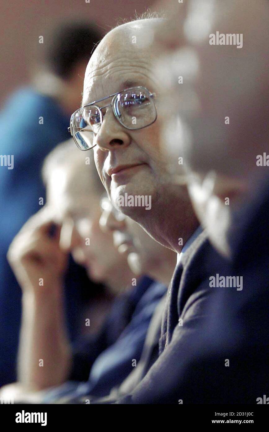 Foot and mouth disease scudamore hi-res stock photography and images ...