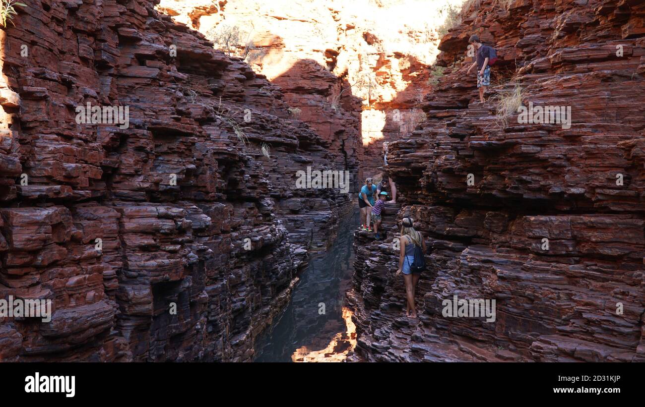 Spider Walk Canyon hike through the Hancock Gorge of Karijini National ...