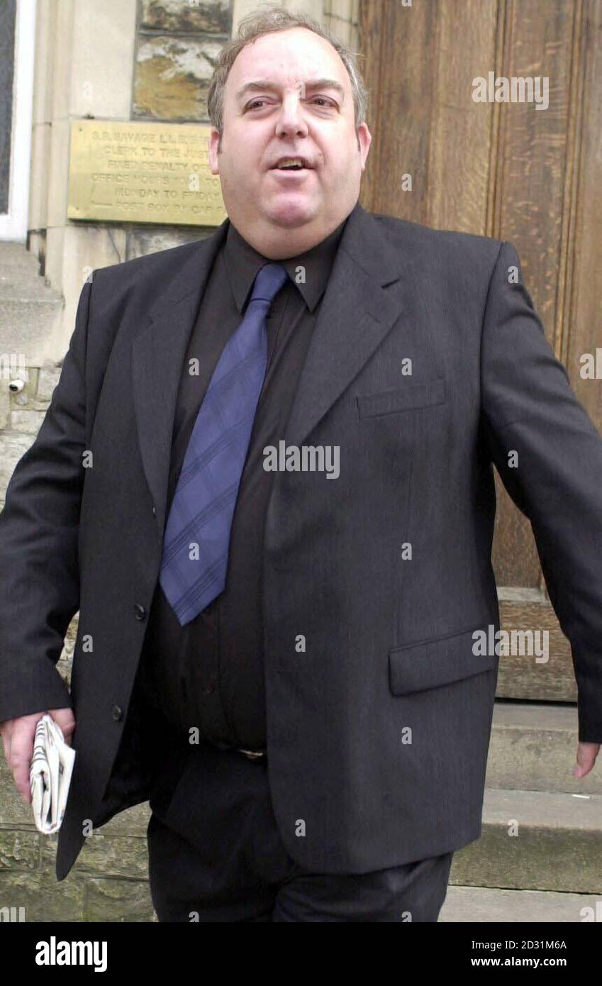 Police sergeant andrew chatfield hi-res stock photography and images ...