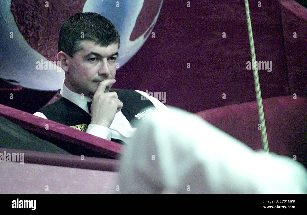 John Parrott in action in his opening round match against Michael Judge ...