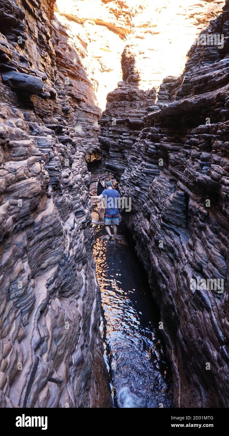 Spider Walk Canyon hike through the Hancock Gorge of Karijini National ...