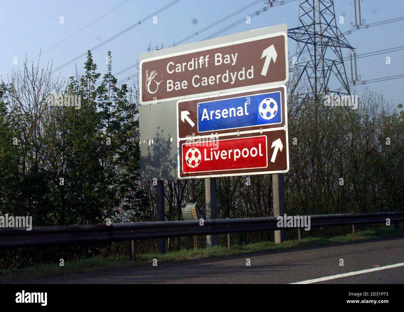 Cardiff city stadium road sign hi-res stock photography and images - Alamy