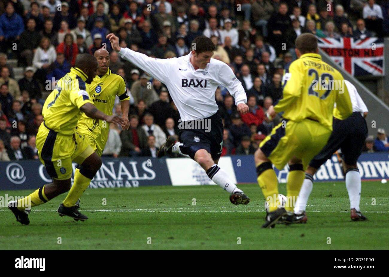 Wide ends hi-res stock photography and images - Alamy