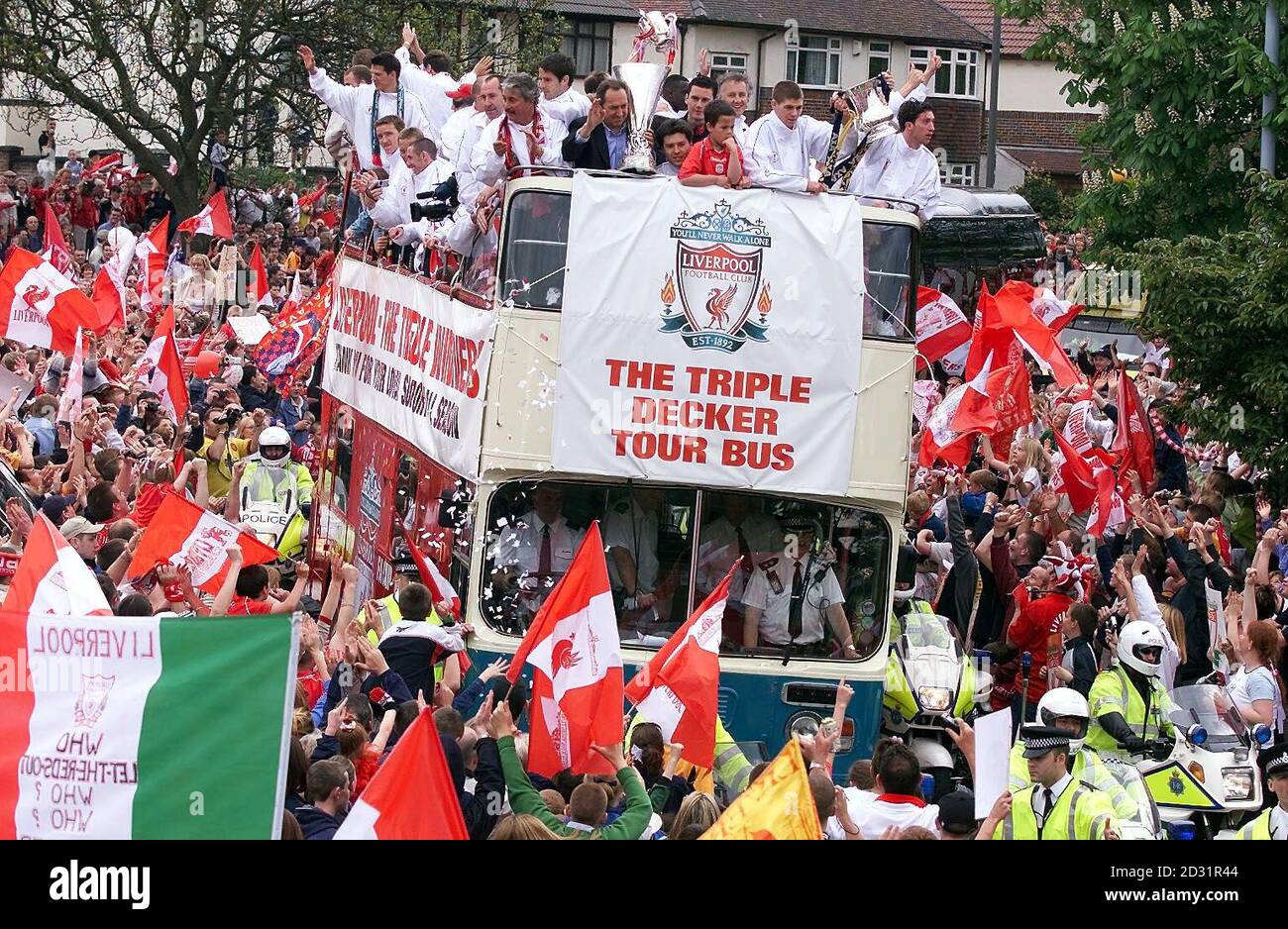 Liverpool trophies hi-res stock photography and images - Alamy