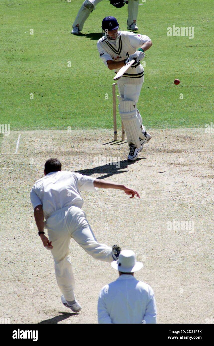 Cricket ostler hi-res stock photography and images - Alamy