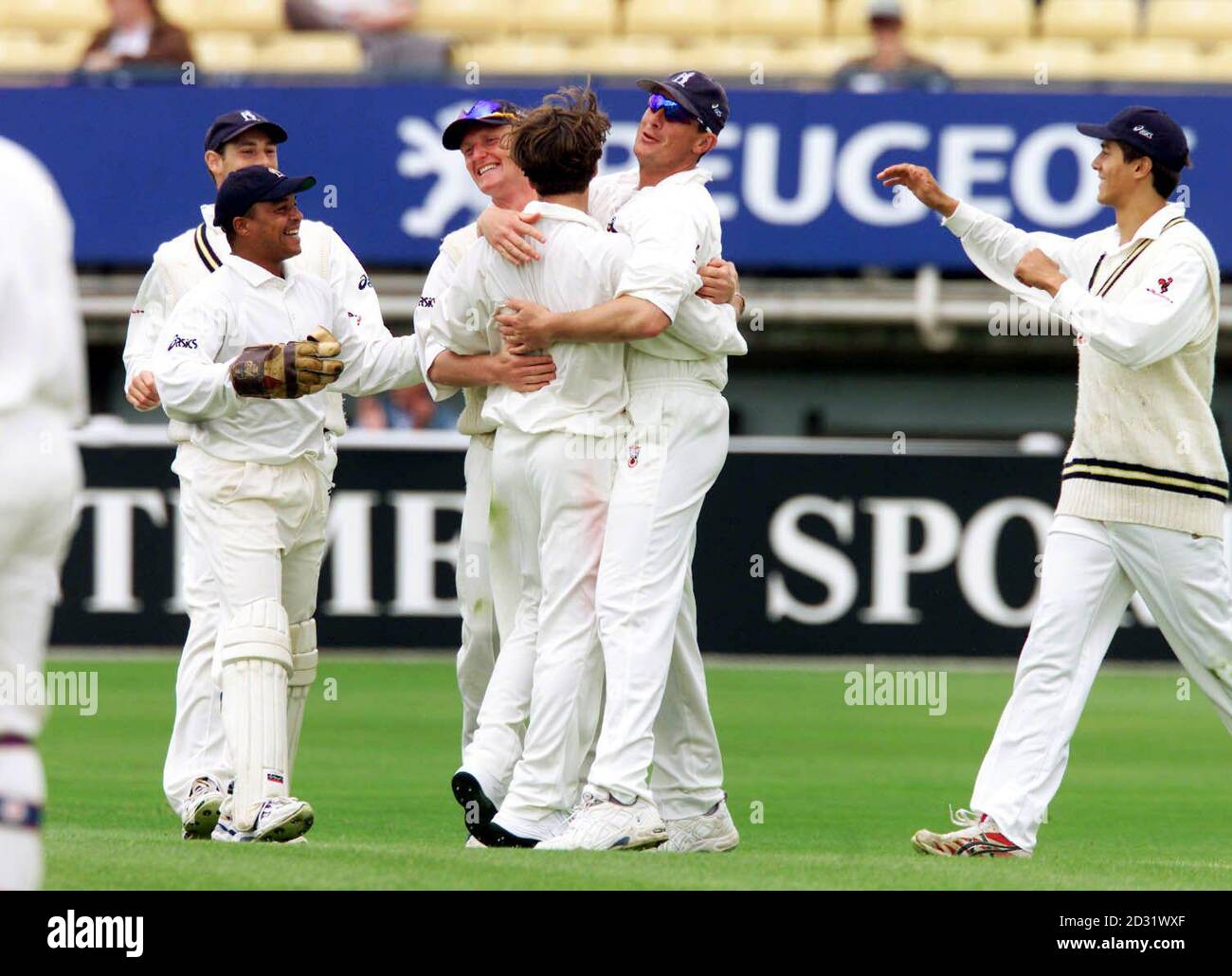 Middlesexs andy strauss hi-res stock photography and images - Alamy