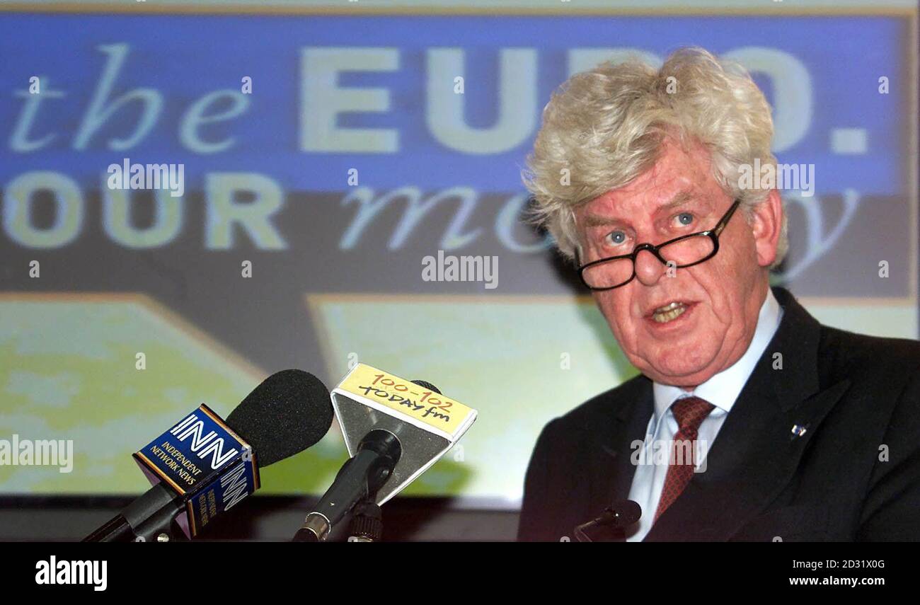 Wim duisenberg president european central hi-res stock photography and ...