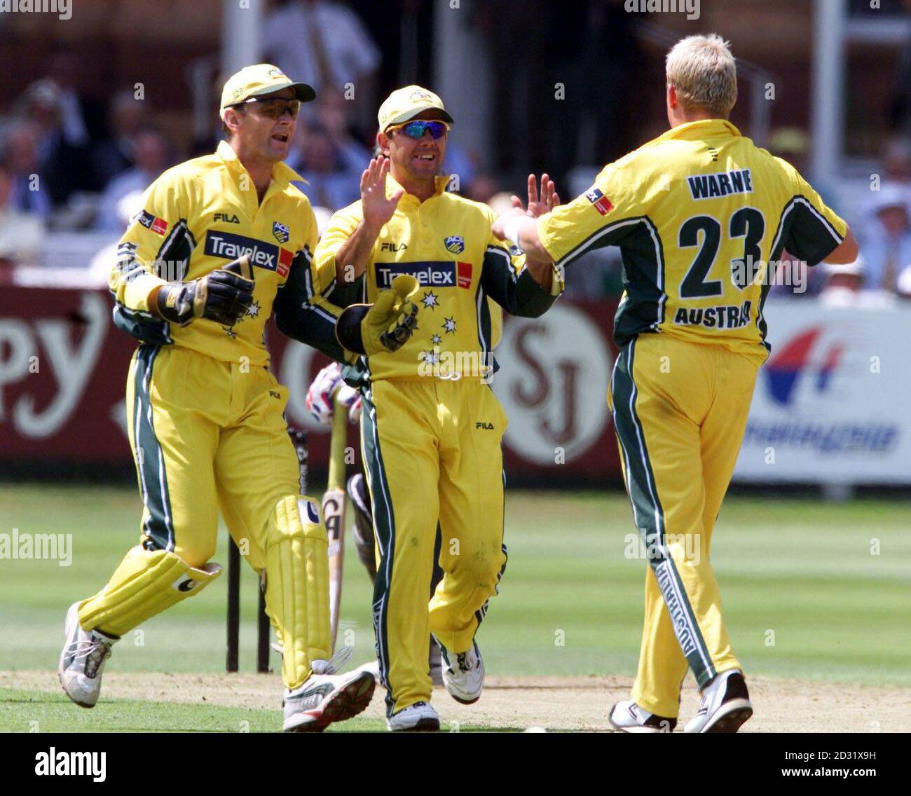 Australia's wicketkeeper Adam Gilchrist (left) & Ricky Ponting ...