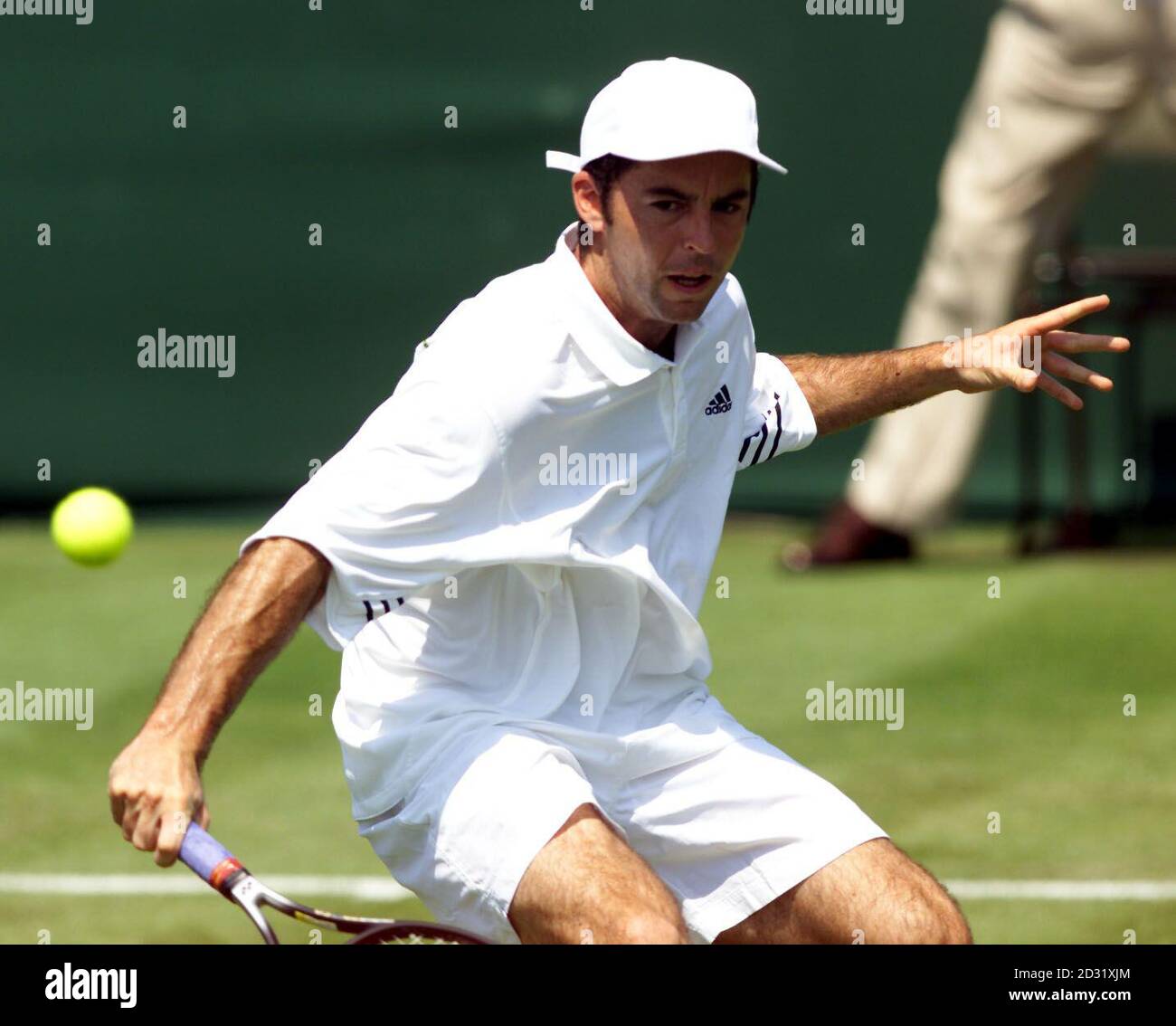 Great Britain's Jamie Delgado returns to Ukraine's Andrei Medvedev ...