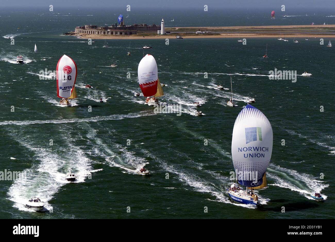 Yachts LG Flatron, Team SpirIT, and Norwich Union pass Hurst Castle in ...